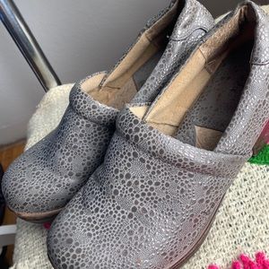 Born | Shoes | Born Boc Sparkling Gray | Poshmark